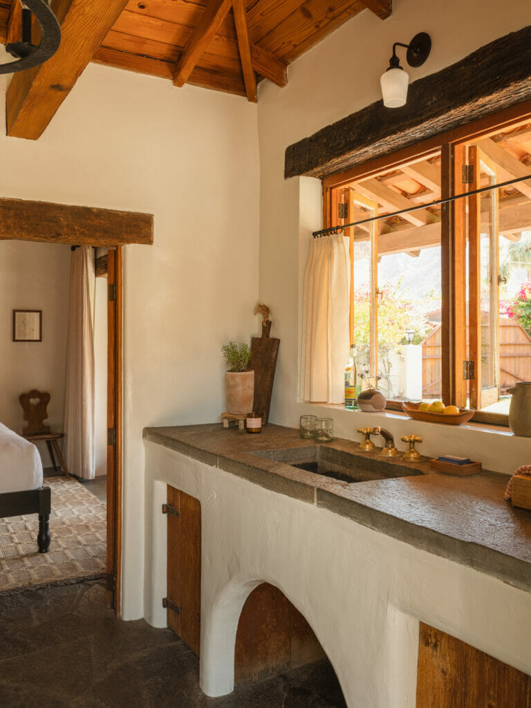 CASA CODY - Electric Bowery