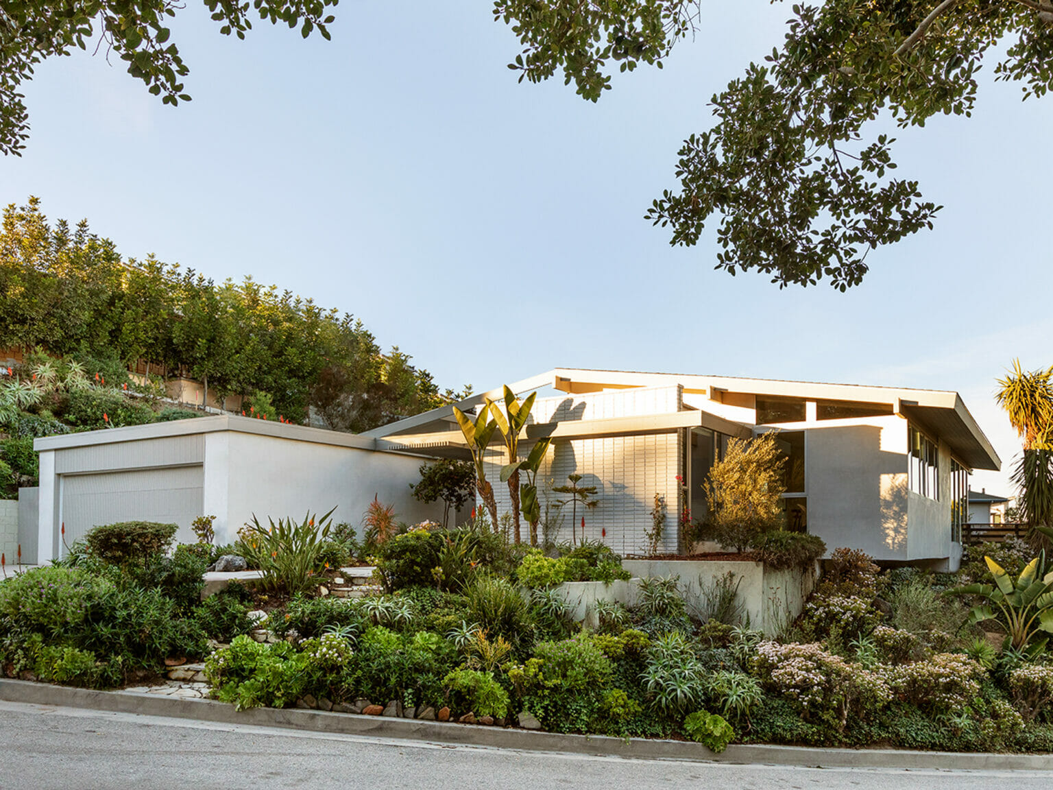 WRIGHTCREST - Electric Bowery